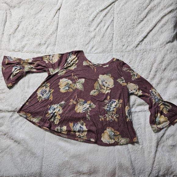 Ginger G | Tops | Ginger G Red Rose Floral Cropped Bell Sleeve Top L ...